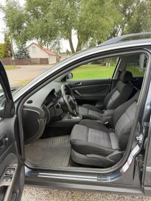 Pelēks Volkswagen Passat B5 2003 Ventspils, ar dzinēja tilpumu 1.90 L un nobraukumu 381 tūkst. km par 1450 €, foto 10 vietnē AUTOMOTO.COM.LV