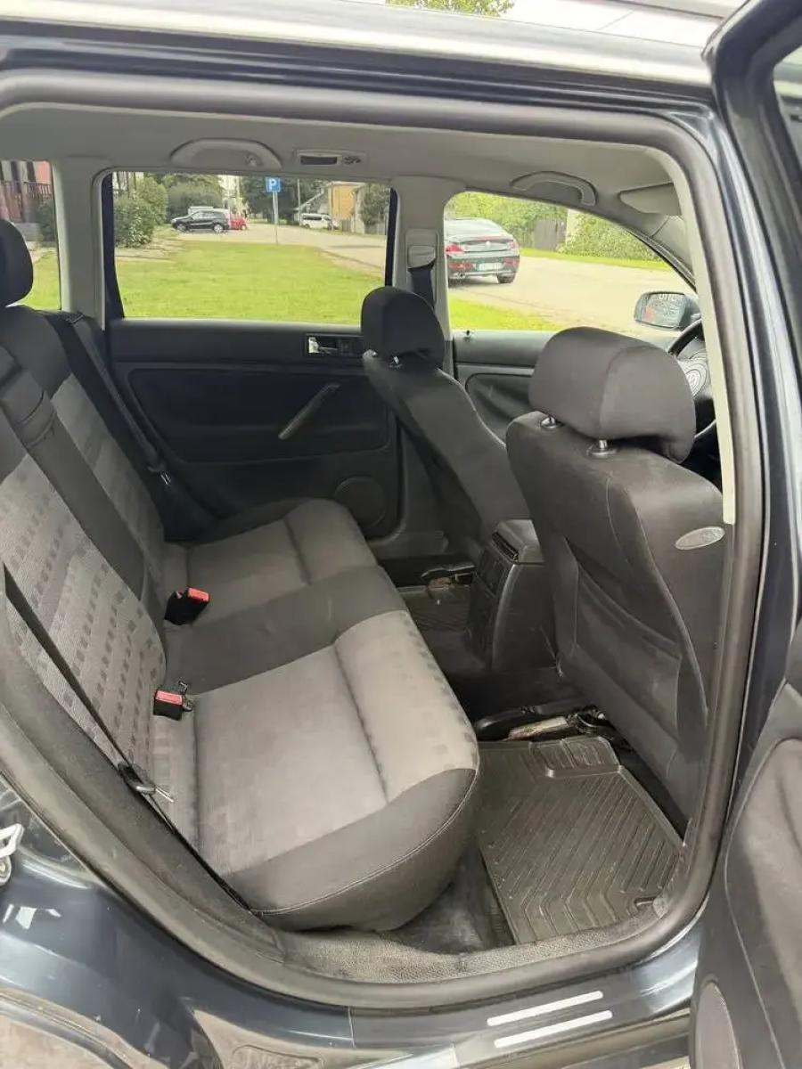 Pelēks Volkswagen Passat B5 2003 Ventspils, ar dzinēja tilpumu 1.90 L un nobraukumu 381 tūkst. km par 1450 €, foto 15 vietnē AUTOMOTO.COM.LV