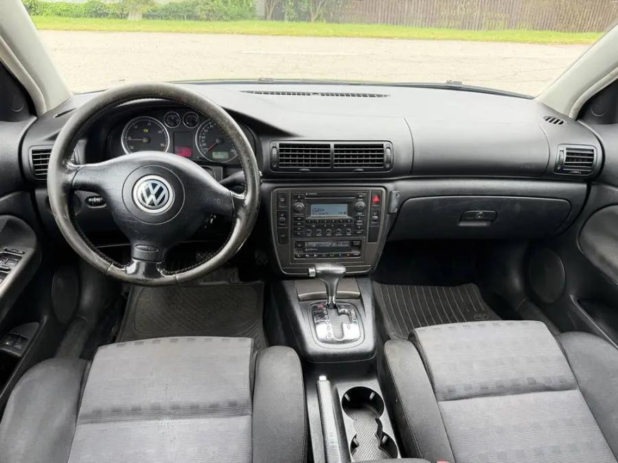 Pelēks Volkswagen Passat B5 2003 Ventspils, ar dzinēja tilpumu 1.90 L un nobraukumu 381 tūkst. km par 1450 €, foto 17 vietnē AUTOMOTO.COM.LV