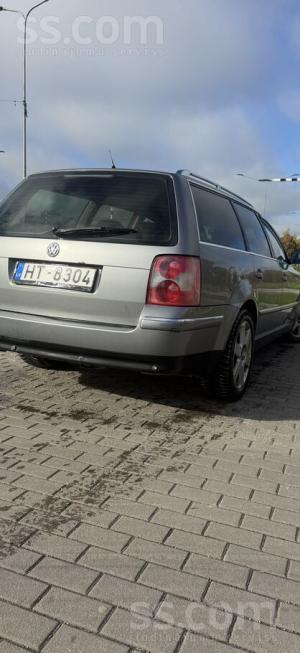 Pelēks Volkswagen Passat B5 2003 Rēzekne, ar dzinēja tilpumu 2.50 L un nobraukumu 350 tūkst. km par 1300 €, foto 5 vietnē AUTOMOTO.COM.LV