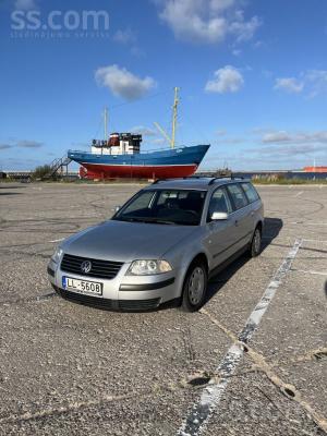 Pelēks Volkswagen Passat B5 2003 Tukums, ar dzinēja tilpumu 1.60 L un nobraukumu 284 tūkst. km par 1100 €, foto 1 vietnē AUTOMOTO.COM.LV