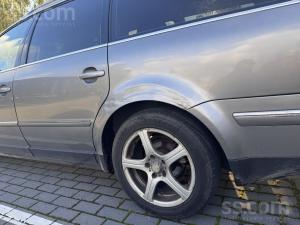 Grey Volkswagen Passat B5 2003 in Riga, with an engine capacity of 1.90 L and mileage of 375 thousand km for 1350 €, photo 9 on AUTOMOTO.COM.LV