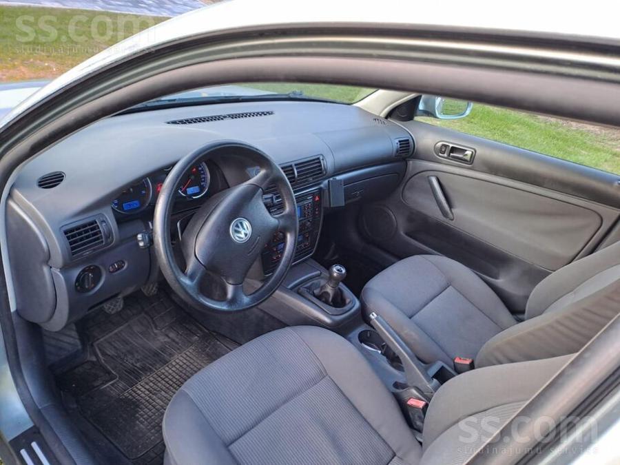Pelēks Volkswagen Passat B5 2004 Daugavpils, ar dzinēja tilpumu 1.90 L un nobraukumu 307 tūkst. km par 2550 €, foto 18 vietnē AUTOMOTO.COM.LV