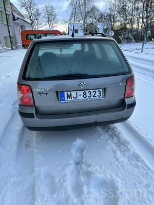 Pelēks Volkswagen Passat B5 2004 Kuldīga, ar dzinēja tilpumu 1.90 L un nobraukumu 407 tūkst. km par 1490 €, foto 2 vietnē AUTOMOTO.COM.LV