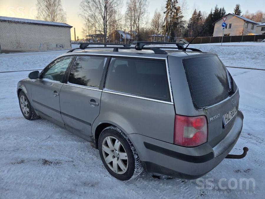 Grey Volkswagen Passat B5 2004 in Valmiera, with an engine capacity of 1.90 L and mileage of 0 thousand km for 1690 €, photo 8 on AUTOMOTO.COM.LV