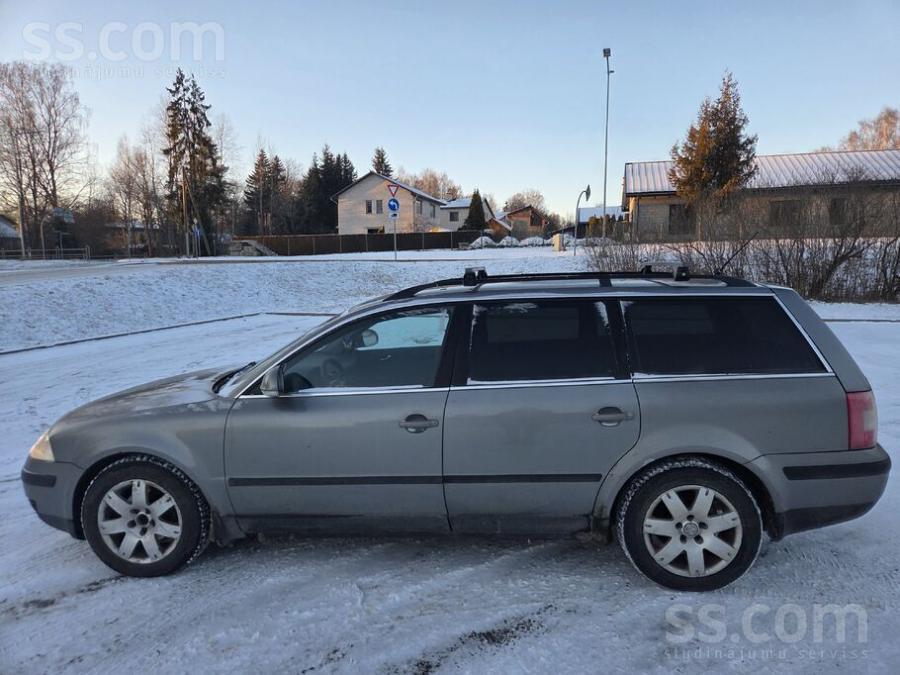 Grey Volkswagen Passat B5 2004 in Valmiera, with an engine capacity of 1.90 L and mileage of 0 thousand km for 1690 €, photo 9 on AUTOMOTO.COM.LV