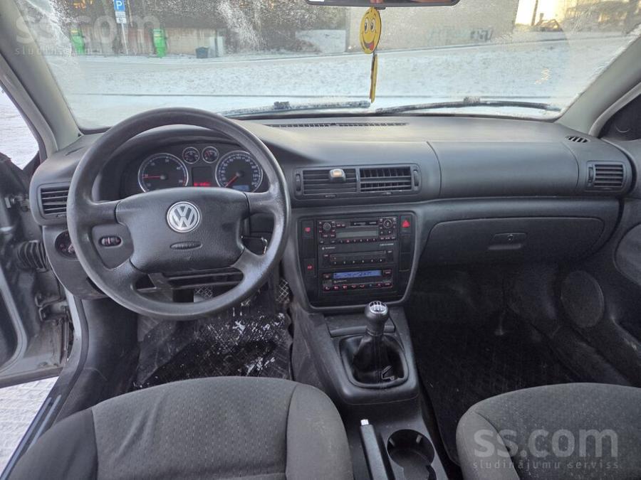 Grey Volkswagen Passat B5 2004 in Valmiera, with an engine capacity of 1.90 L and mileage of 0 thousand km for 1690 €, photo 11 on AUTOMOTO.COM.LV
