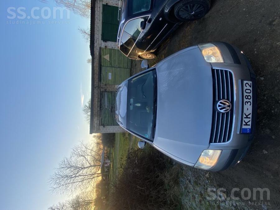 Grey Volkswagen Passat B5 2004 in Valmiera, with an engine capacity of 1.90 L and mileage of 437 thousand km for 1650 €, photo 1 on AUTOMOTO.COM.LV