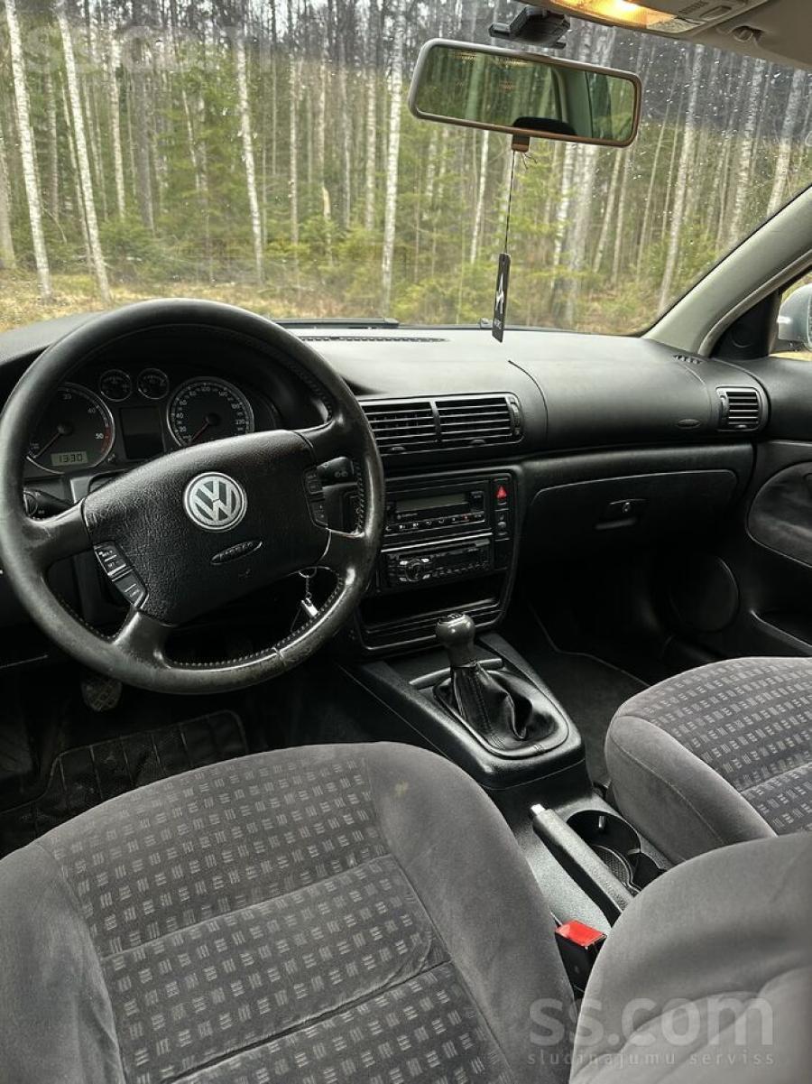 Pelēks Volkswagen Passat B5 2004 Balvi, ar dzinēja tilpumu 1.90 L un nobraukumu 351 tūkst. km par 1800 €, foto 19 vietnē AUTOMOTO.COM.LV