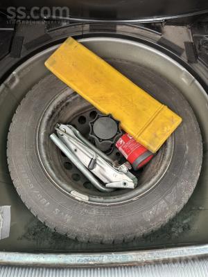 Pelēks Volkswagen Passat B5 2004 Balvi, ar dzinēja tilpumu 1.90 L un nobraukumu 351 tūkst. km par 1800 €, foto 30 vietnē AUTOMOTO.COM.LV