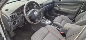 Grey Volkswagen Passat B5 2004 in Valmiera, with an engine capacity of 1.90 L and mileage of 417 thousand km for 1400 €, photo 9 on AUTOMOTO.COM.LV