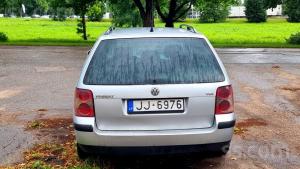 Grey Volkswagen Passat B5 2004 in Cesis, with an engine capacity of 2.00 L and mileage of 341 thousand km for 1200 €, photo 6 on AUTOMOTO.COM.LV