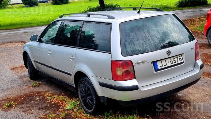 Grey Volkswagen Passat B5 2004 in Cesis, with an engine capacity of 2.00 L and mileage of 341 thousand km for 1200 €, photo 7 on AUTOMOTO.COM.LV