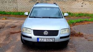 Grey Volkswagen Passat B5 2004 in Cesis, with an engine capacity of 2.00 L and mileage of 341 thousand km for 1200 €, photo 3 on AUTOMOTO.COM.LV