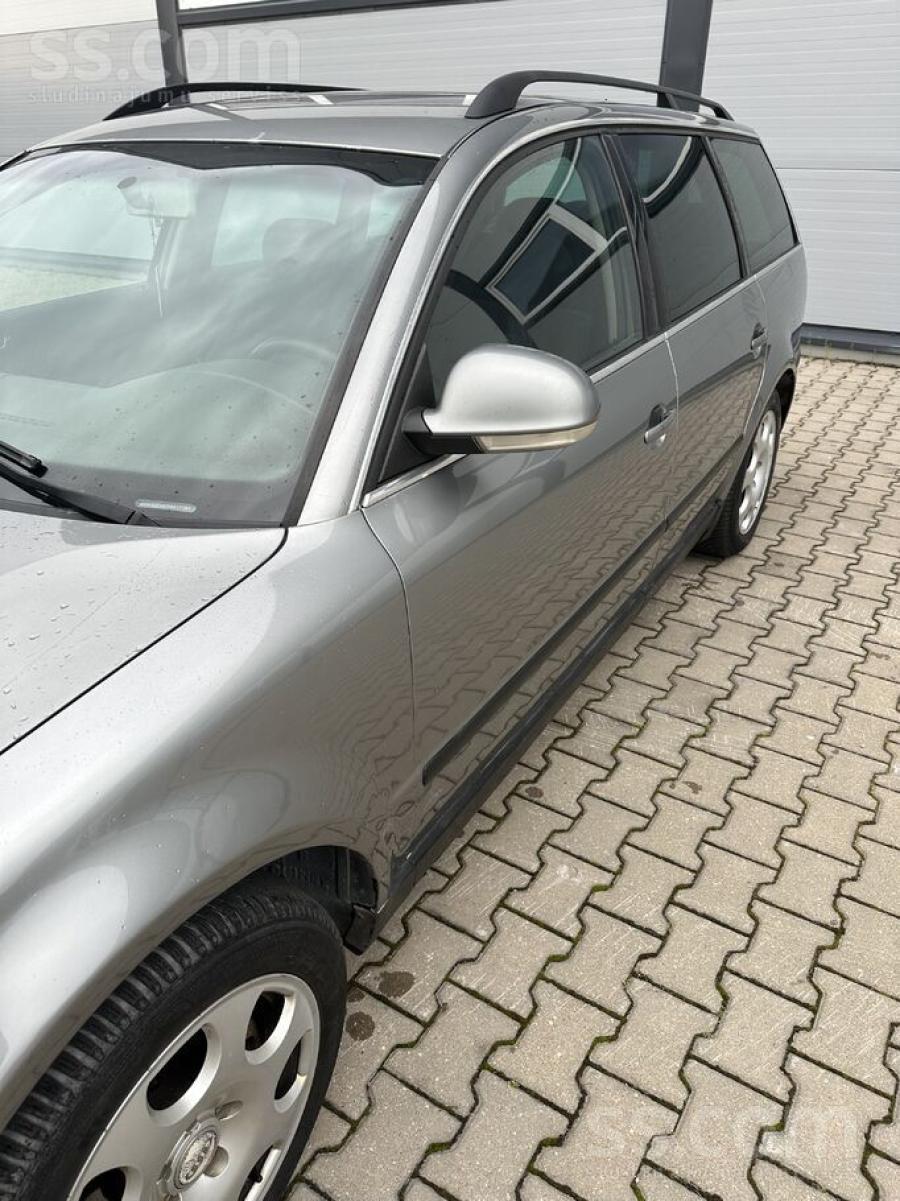 Grey Volkswagen Passat B5 2004 in Balvi, with an engine capacity of 1.90 L and mileage of 390 thousand km for 2050 €, photo 7 on AUTOMOTO.COM.LV