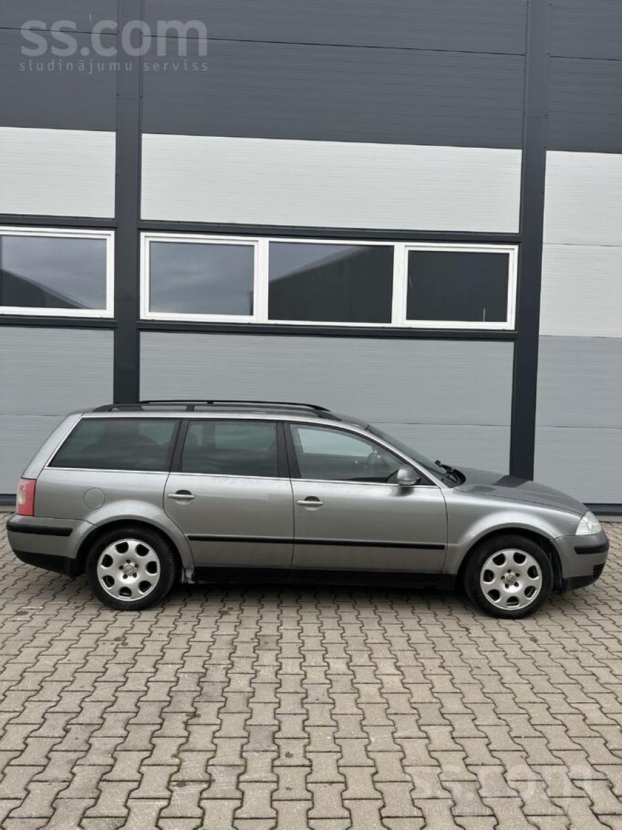 Grey Volkswagen Passat B5 2004 in Balvi, with an engine capacity of 1.90 L and mileage of 390 thousand km for 2050 €, photo 8 on AUTOMOTO.COM.LV