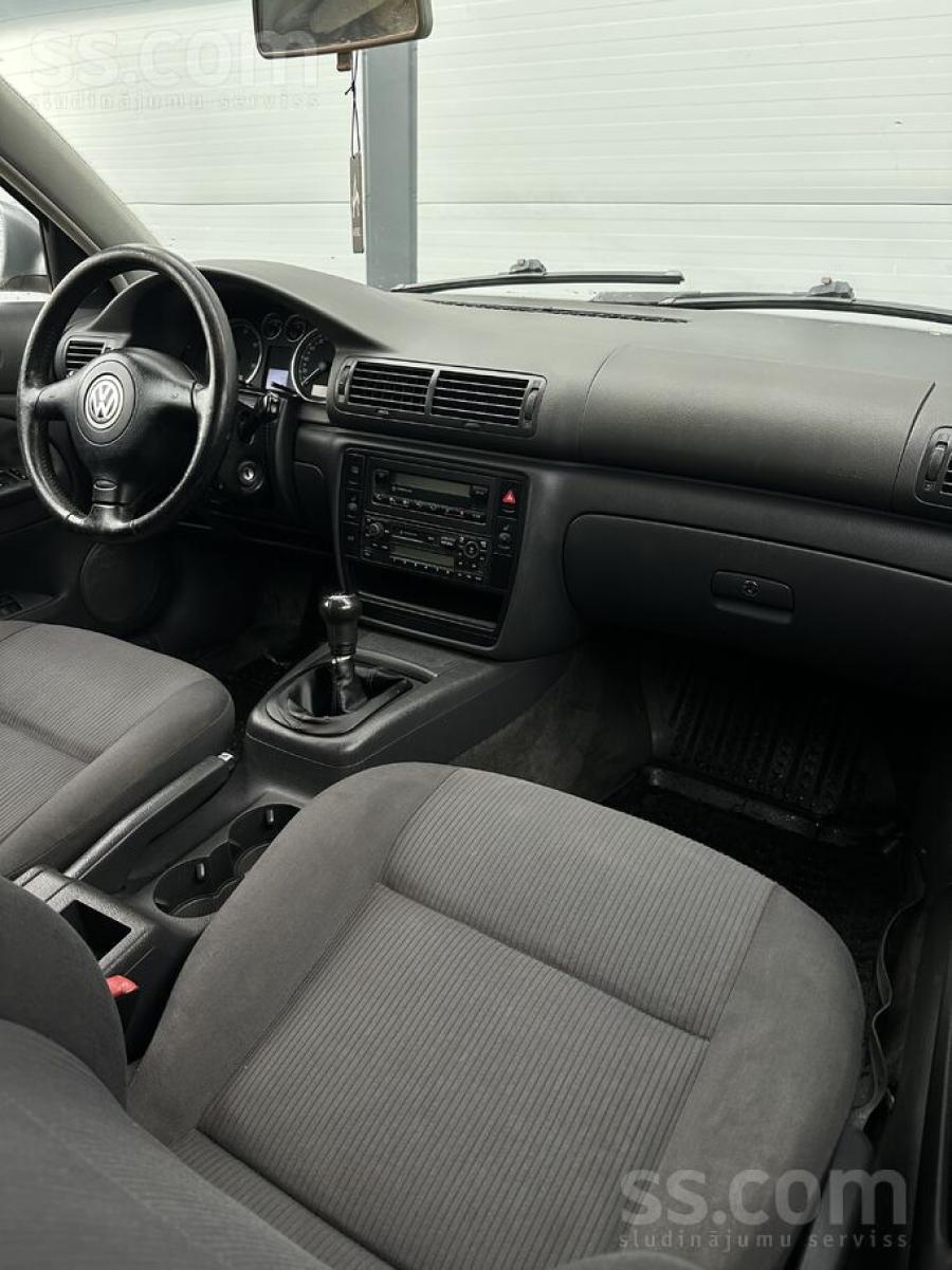 Grey Volkswagen Passat B5 2004 in Balvi, with an engine capacity of 1.90 L and mileage of 390 thousand km for 2050 €, photo 14 on AUTOMOTO.COM.LV