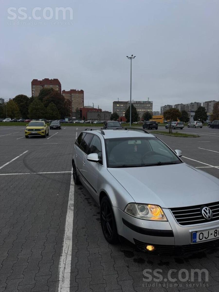 Grey Volkswagen Passat B5 2004 in Riga, with an engine capacity of 1.90 L and mileage of 431 thousand km for 1300 €, photo 3 on AUTOMOTO.COM.LV