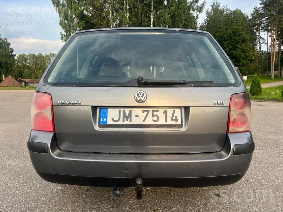 Grey Volkswagen Passat B5 2005 in Gulbene, with an engine capacity of 1.90 L and mileage of 311 thousand km for 1650 €, photo 5 on AUTOMOTO.COM.LV