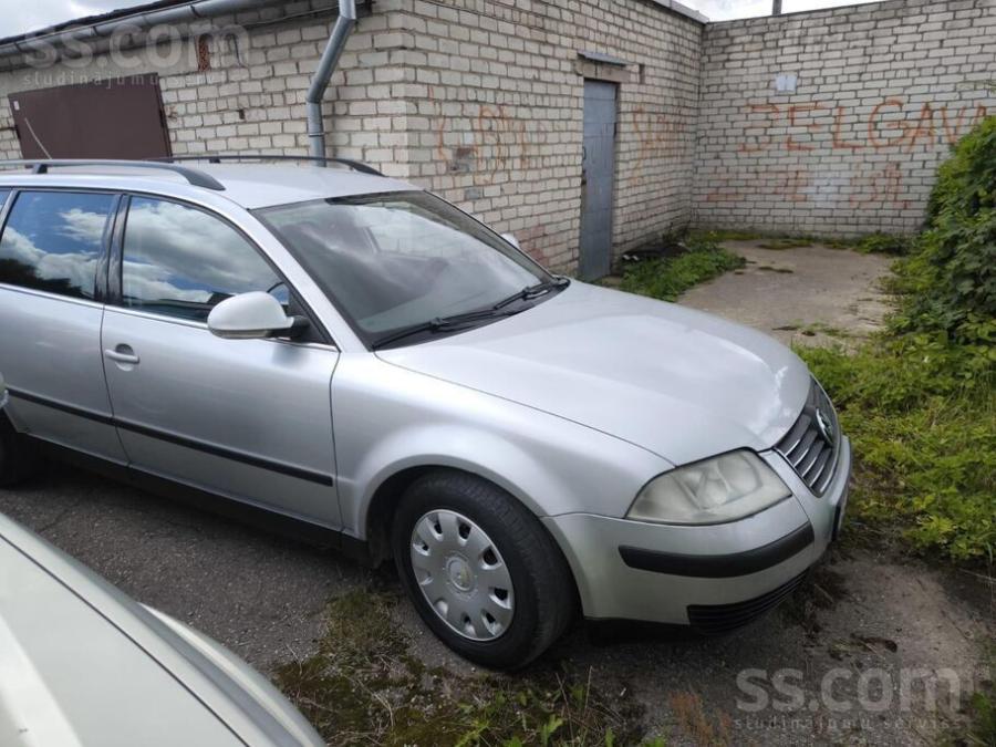 Pelēks Volkswagen Passat B5 2005 Jelgava, ar dzinēja tilpumu 1.90 L un nobraukumu 200 tūkst. km par 1400 €, foto 1 vietnē AUTOMOTO.COM.LV