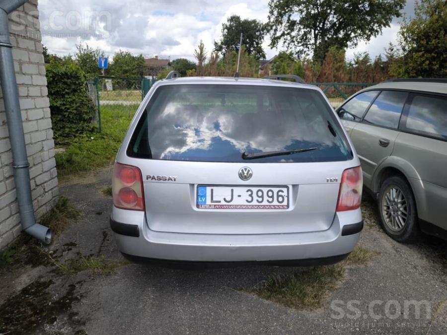 Pelēks Volkswagen Passat B5 2005 Jelgava, ar dzinēja tilpumu 1.90 L un nobraukumu 200 tūkst. km par 1400 €, foto 8 vietnē AUTOMOTO.COM.LV
