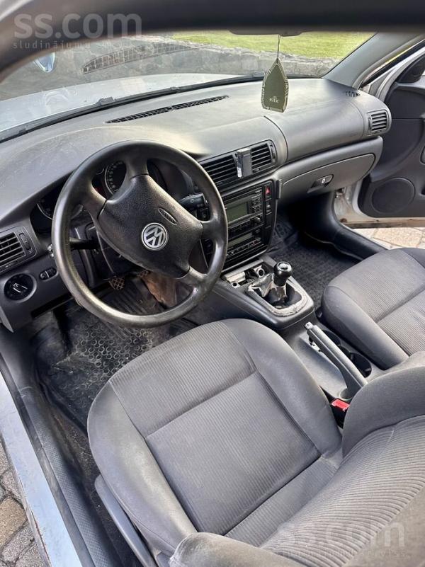 Pelēks Volkswagen Passat B5 2005 Saldus, ar dzinēja tilpumu 1.90 L un nobraukumu 283 tūkst. km par 900 €, foto 10 vietnē AUTOMOTO.COM.LV