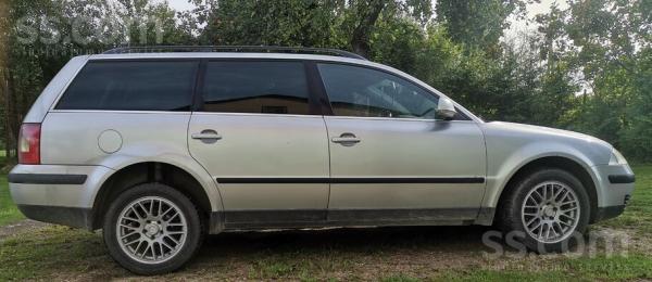 Pelēks Volkswagen Passat B5 2005 Daugavpils, ar dzinēja tilpumu 1.90 L un nobraukumu 310 tūkst. km par 1970 €, foto 3 vietnē AUTOMOTO.COM.LV