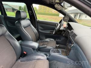 Pelēks Volkswagen Passat B5 2005 Valmiera, ar dzinēja tilpumu 2.50 L un nobraukumu 400 tūkst. km par 990 €, foto 11 vietnē AUTOMOTO.COM.LV