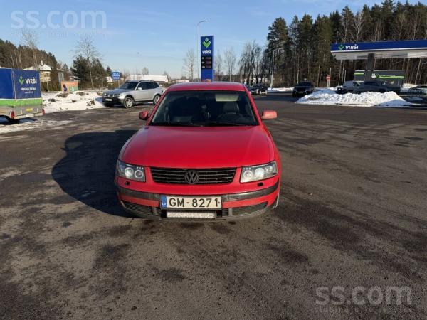 Sarkans Volkswagen Passat B5 1997 Jūrmala, ar dzinēja tilpumu 1.90 L un nobraukumu 372 tūkst. km par 1350 €, foto 1 vietnē AUTOMOTO.COM.LV