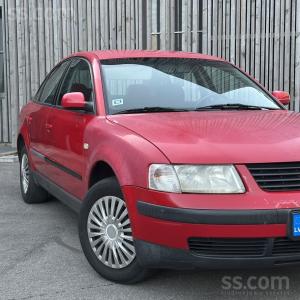 Sarkans Volkswagen Passat B5 1998 Rīga, ar dzinēja tilpumu 1.60 L un nobraukumu 221 tūkst. km par 750 €, foto 2 vietnē AUTOMOTO.COM.LV