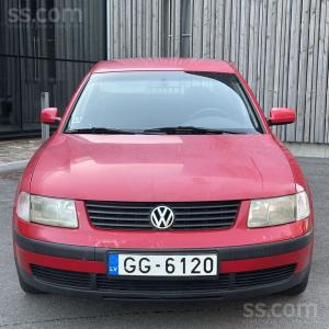 Sarkans Volkswagen Passat B5 1998 Rīga, ar dzinēja tilpumu 1.60 L un nobraukumu 221 tūkst. km par 750 €, foto 3 vietnē AUTOMOTO.COM.LV