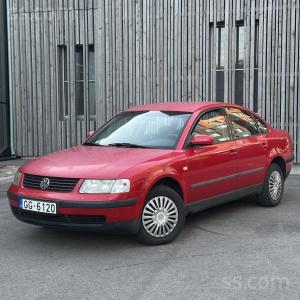 Sarkans Volkswagen Passat B5 1998 Rīga, ar dzinēja tilpumu 1.60 L un nobraukumu 221 tūkst. km par 750 €, foto 4 vietnē AUTOMOTO.COM.LV