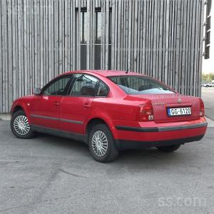 Sarkans Volkswagen Passat B5 1998 Rīga, ar dzinēja tilpumu 1.60 L un nobraukumu 221 tūkst. km par 750 €, foto 7 vietnē AUTOMOTO.COM.LV