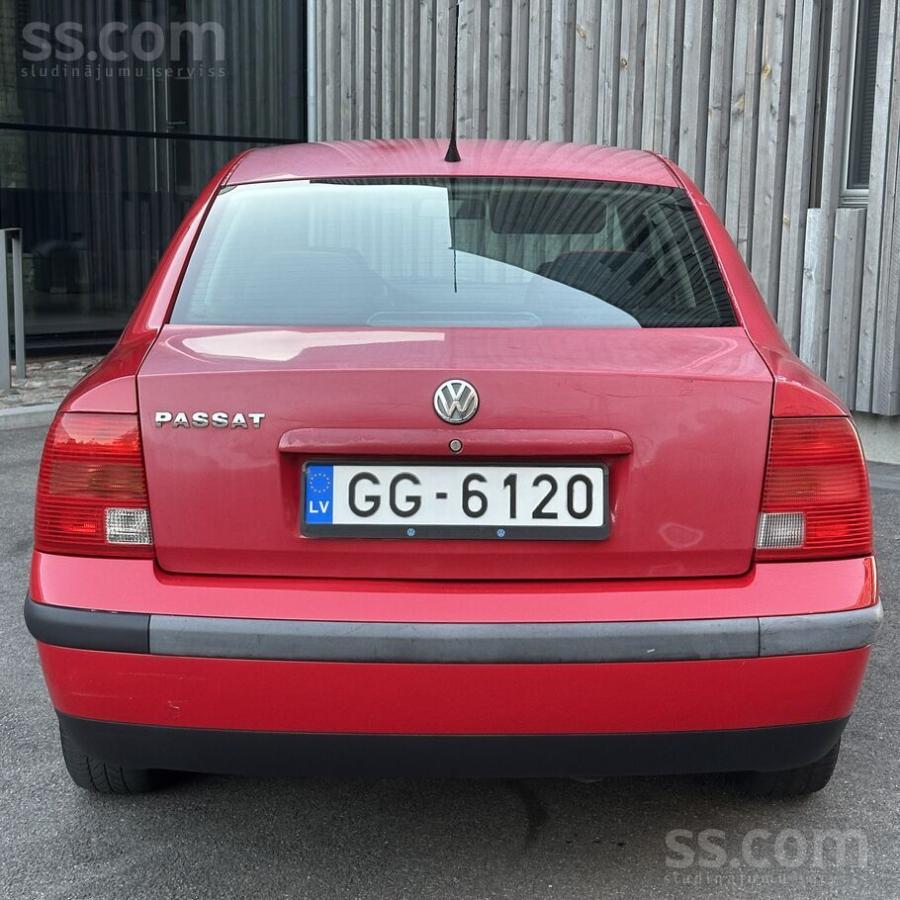 Sarkans Volkswagen Passat B5 1998 Rīga, ar dzinēja tilpumu 1.60 L un nobraukumu 221 tūkst. km par 750 €, foto 9 vietnē AUTOMOTO.COM.LV
