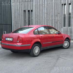 Sarkans Volkswagen Passat B5 1998 Rīga, ar dzinēja tilpumu 1.60 L un nobraukumu 221 tūkst. km par 750 €, foto 10 vietnē AUTOMOTO.COM.LV
