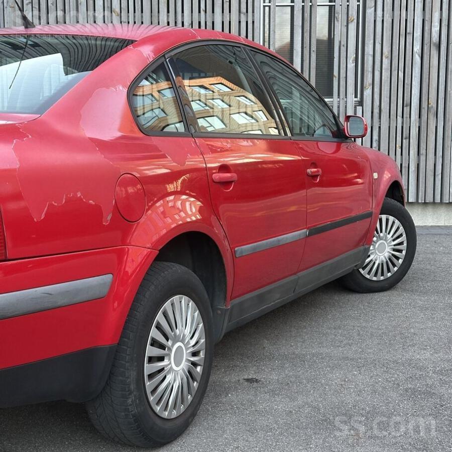 Sarkans Volkswagen Passat B5 1998 Rīga, ar dzinēja tilpumu 1.60 L un nobraukumu 221 tūkst. km par 750 €, foto 11 vietnē AUTOMOTO.COM.LV
