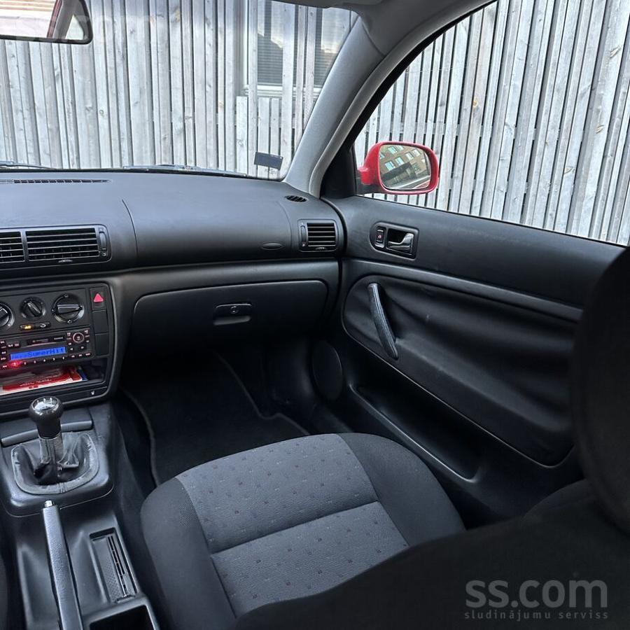 Sarkans Volkswagen Passat B5 1998 Rīga, ar dzinēja tilpumu 1.60 L un nobraukumu 221 tūkst. km par 750 €, foto 15 vietnē AUTOMOTO.COM.LV
