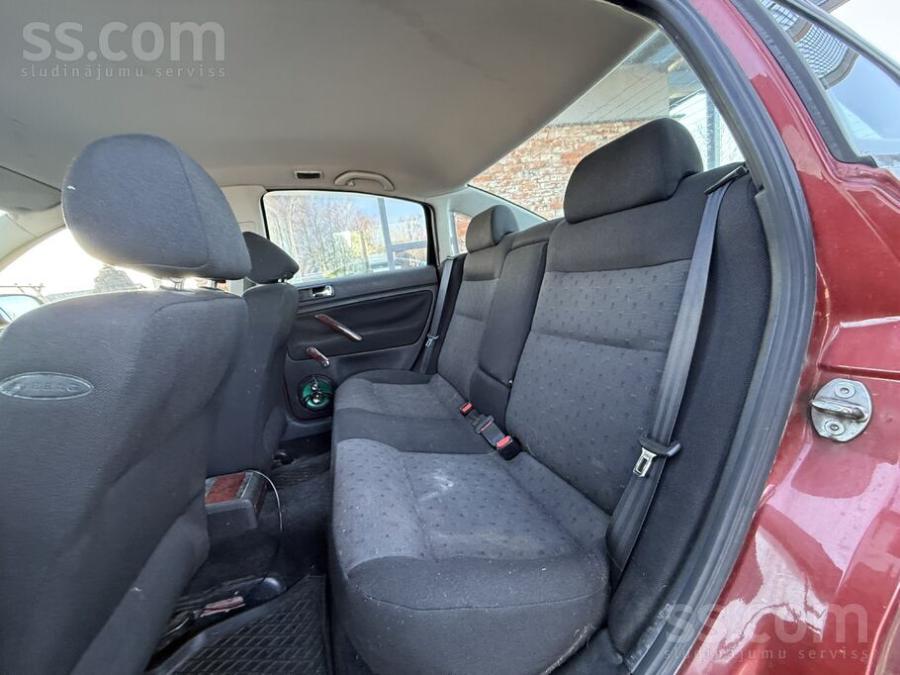 Sarkans Volkswagen Passat B5 1999 Talsi, ar dzinēja tilpumu 1.80 L un nobraukumu 272 tūkst. km par 950 €, foto 9 vietnē AUTOMOTO.COM.LV