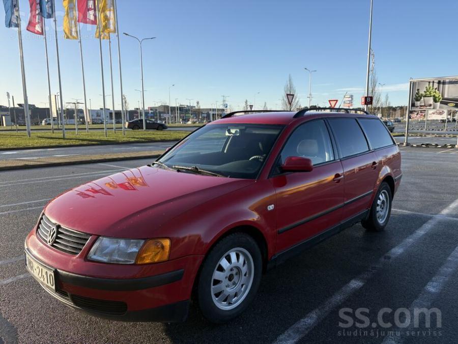 Sarkans Volkswagen Passat B5 2000 Rīga, ar dzinēja tilpumu 1.90 L un nobraukumu 385 tūkst. km par 1200 €, foto 1 vietnē AUTOMOTO.COM.LV