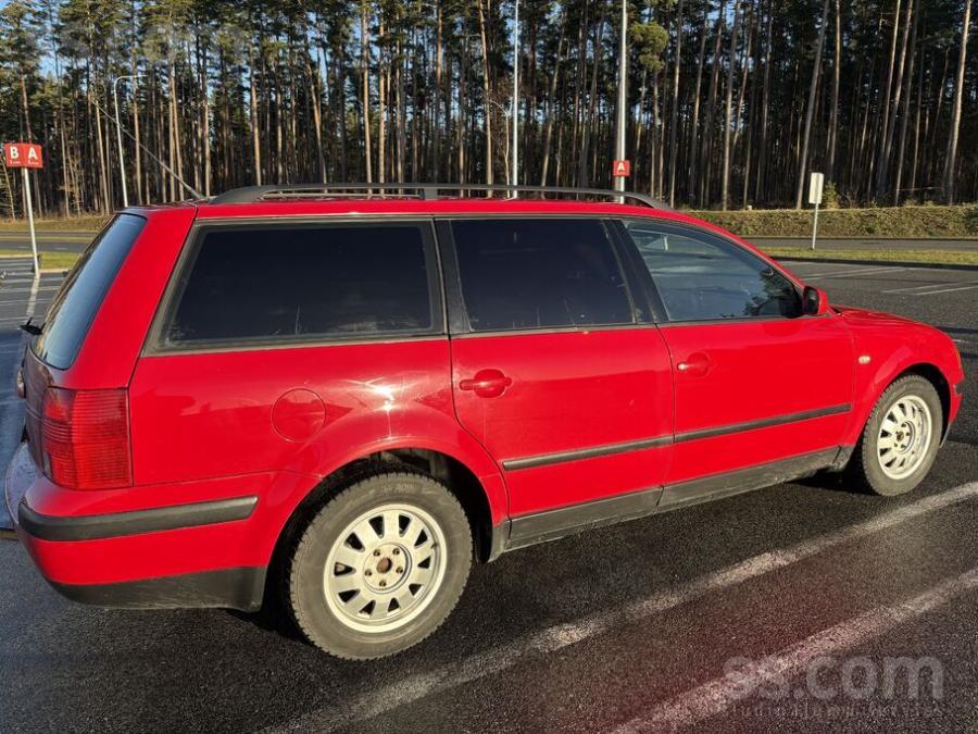 Sarkans Volkswagen Passat B5 2000 Rīga, ar dzinēja tilpumu 1.90 L un nobraukumu 385 tūkst. km par 1200 €, foto 4 vietnē AUTOMOTO.COM.LV