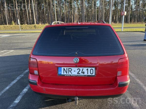 Red Volkswagen Passat B5 2000 in Riga, with an engine capacity of 1.90 L and mileage of 385 thousand km for 1200 €, photo 5 on AUTOMOTO.COM.LV