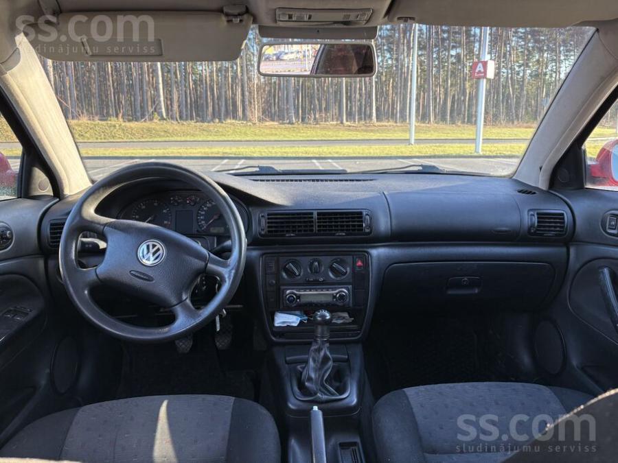 Sarkans Volkswagen Passat B5 2000 Rīga, ar dzinēja tilpumu 1.90 L un nobraukumu 385 tūkst. km par 1200 €, foto 7 vietnē AUTOMOTO.COM.LV