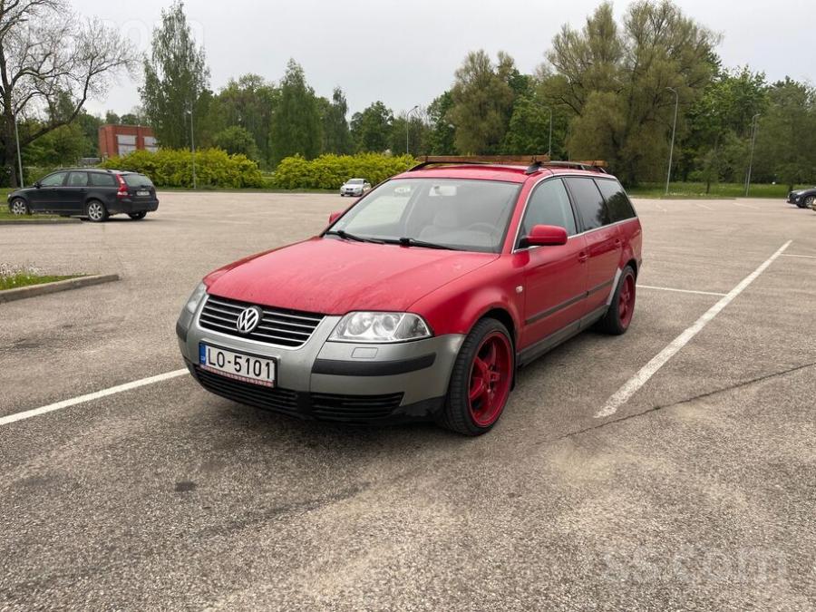Red Volkswagen Passat B5 2001 in Jekabpils, with an engine capacity of 1.90 L and mileage of 587 thousand km for 900 €, photo 5 on AUTOMOTO.COM.LV