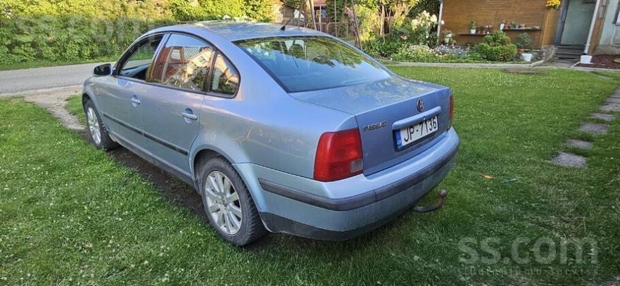 Volkswagen Passat B5 1997 in Kuldiga, with an engine capacity of 1.60 L and mileage of 354 thousand km for 1100 €, photo 3 on AUTOMOTO.COM.LV
