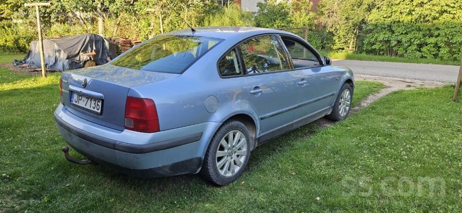 Volkswagen Passat B5 1997 in Kuldiga, with an engine capacity of 1.60 L and mileage of 354 thousand km for 1100 €, photo 4 on AUTOMOTO.COM.LV