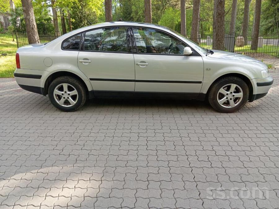 Volkswagen Passat B5 2000 in Ogre, with an engine capacity of 1.90 L and mileage of 282 thousand km for 900 €, photo 2 on AUTOMOTO.COM.LV