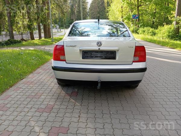 Volkswagen Passat B5 2000 in Ogre, with an engine capacity of 1.90 L and mileage of 282 thousand km for 1400 €, photo 3 on AUTOMOTO.COM.LV