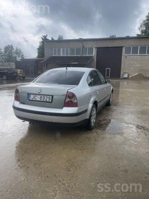 Volkswagen Passat B5 2000 in Rezekne, with an engine capacity of 1.90 L and mileage of 418 thousand km for 560 €, photo 3 on AUTOMOTO.COM.LV