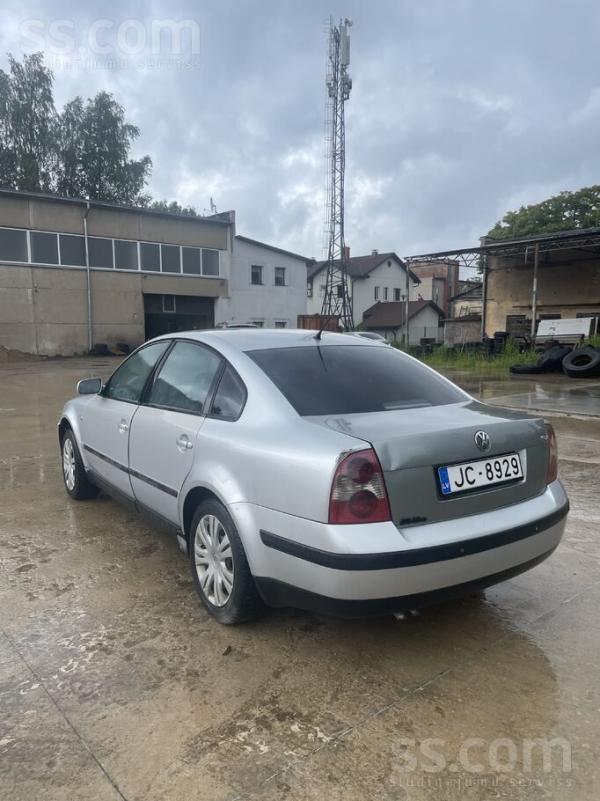 Volkswagen Passat B5 2000 in Rezekne, with an engine capacity of 1.90 L and mileage of 418 thousand km for 850 €, photo 4 on AUTOMOTO.COM.LV