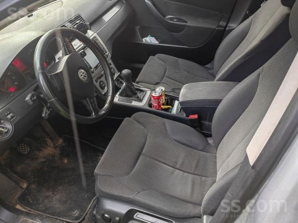 Volkswagen Passat B5 2005 Rīga, ar dzinēja tilpumu 2.00 L un nobraukumu 242 tūkst. km par 650 €, foto 9 vietnē AUTOMOTO.COM.LV